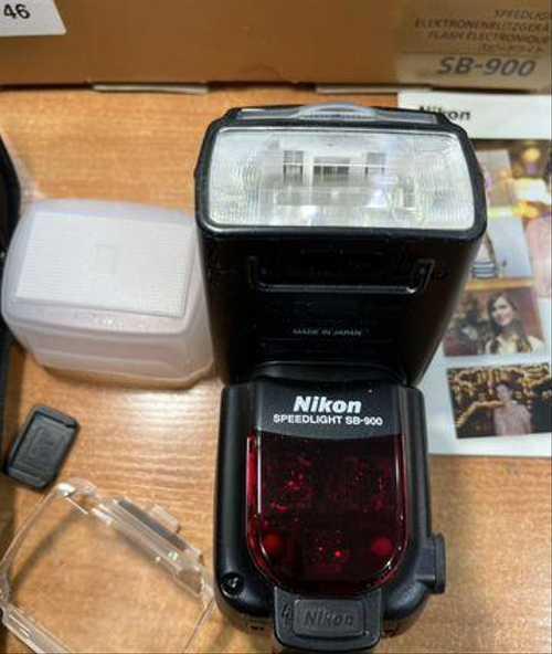 Nikon Speedlight SB-900