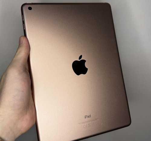 iPad 6th Generation (2018) 32gb Gold