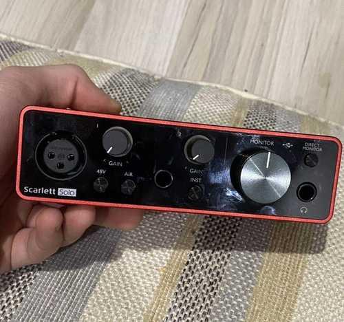 Звуковая карта focusrite scarlett solo 3rd gen