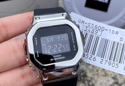 Новые часы casio G-shock GM-S5600-1ER