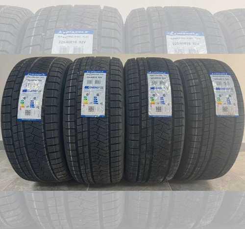 Triangle Snowlink PL02 285/45 R19 111V