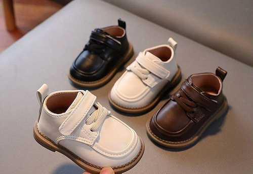 Новые детские туфли для мальчика для девочки