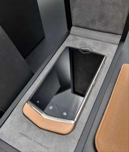 Vertu Constellation V