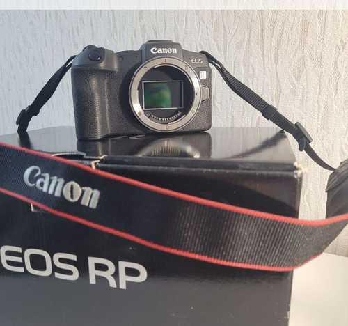 Беззеркальный фотоаппарат canon eos rp body