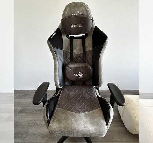 Кресло игровое AeroCool duke
