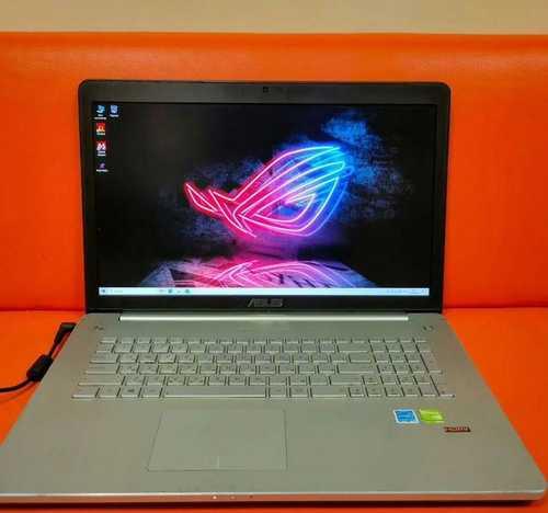 Игровой Asus 17.3 / i7 / GT 750m / 8 RAM