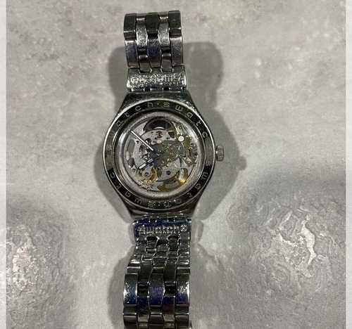 Часы swatch skeleton