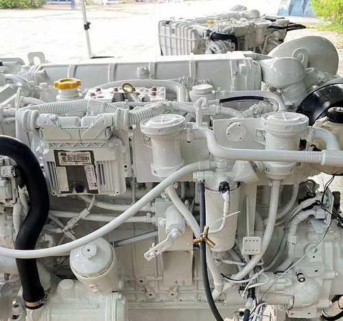 Двс Cummins QSD4.2