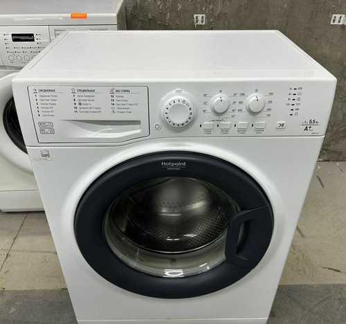 Hotpoint-Ariston. 5,5 кг, 43 см, 1000 об. Доставка