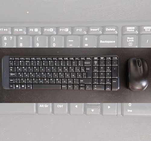 Logitech mk220