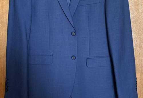 Костюм мужской голубой M шерсть рост 170