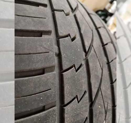 Continental CrossContact UHP 285/45 R19 107W