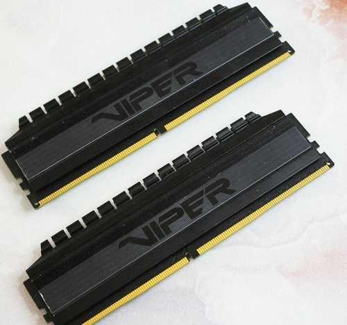 Оперативная память DDR4 8 GB (2x4 GB) 3200 MHz