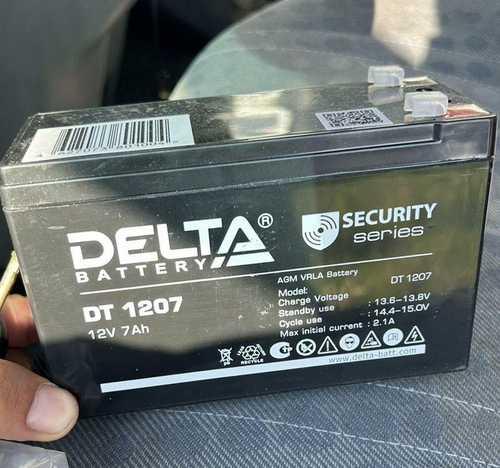 Аккумуляторная батарея Delta DT 1207 (12V / 7Ah)