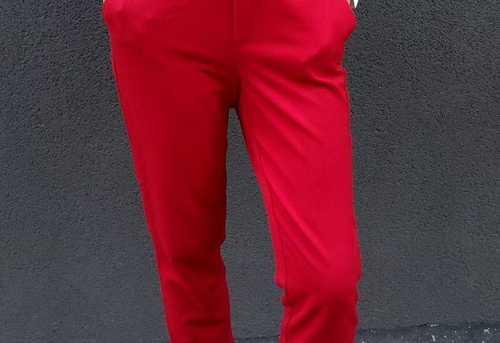 Эффектные красные брюки Massimo Dutti