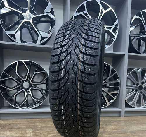 Tracmax X-Privilo S500 275/50 R22 115T