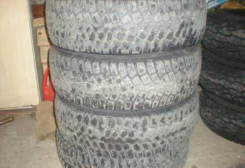 Nokian Tyres Hakkapeliitta LT 245/75 R16