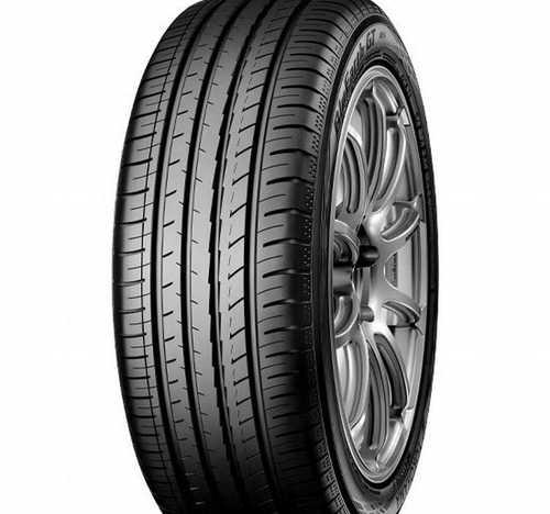 Yokohama BluEarth-GT AE-51 215/50 R17 W