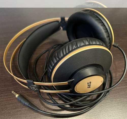 Наушники AKG k92