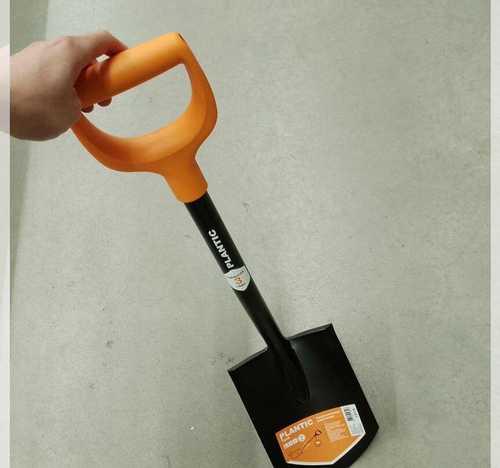 Лопата Fiskars кладоискателя