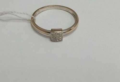 Золотое кольцо с бриллиантом(11200)