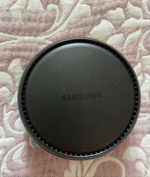 Док станция Samsung DeX Station EE-MG950