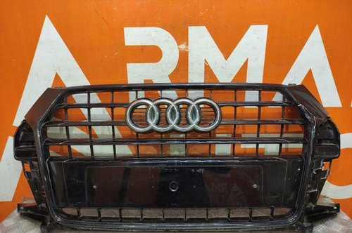 Решетка радиатора Audi Q3 1 8U 2014-2018