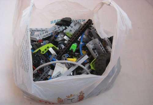 Lego. Конструктор Лего пакетом