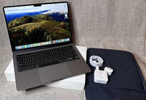 MacBook Air 2022 M2/13/2TB/24gb/ серый/как новый
