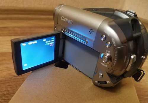 Видеокамера Canon DC20 с сумкой