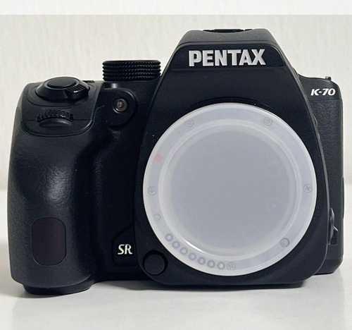 Pentax k-70 Body пробег 2 000 кадров. Как новый