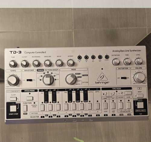 Behringer td 3