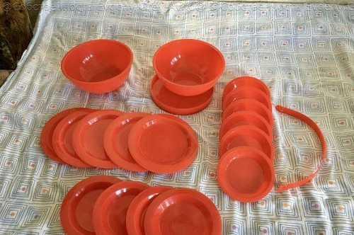 Набор пластмассовой посуды 18 предметов