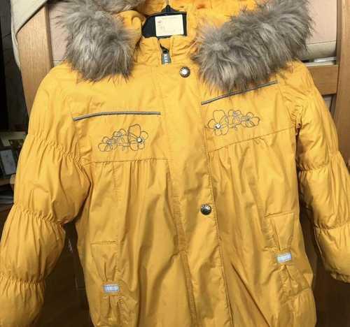 Желтая зимняя куртка для девочки Kerry 104