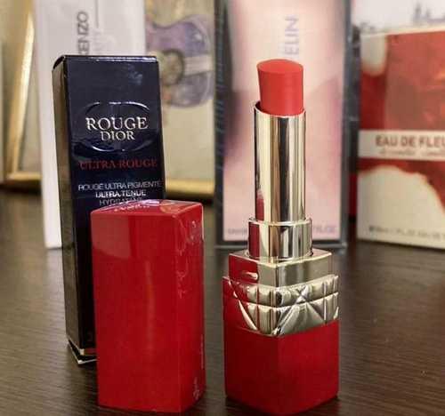 Помада Rouge Dior Ultra Rouge 651 Ultra Fire