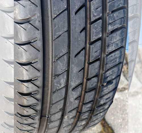 Viatti Strada Asimmetrico V-130 205/55 R16