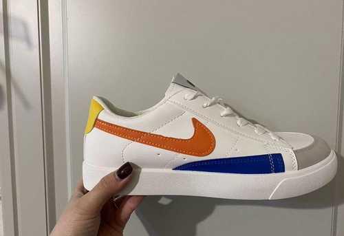 Кроссовки nike женские