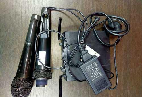 Радиомикрофон akg wm40