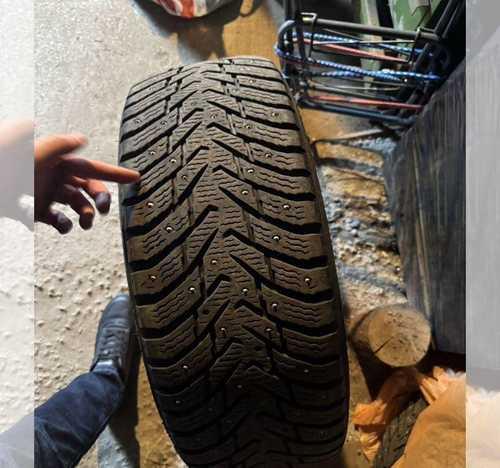 Nokian Tyres Hakkapeliitta 8 SUV 225/60 R17