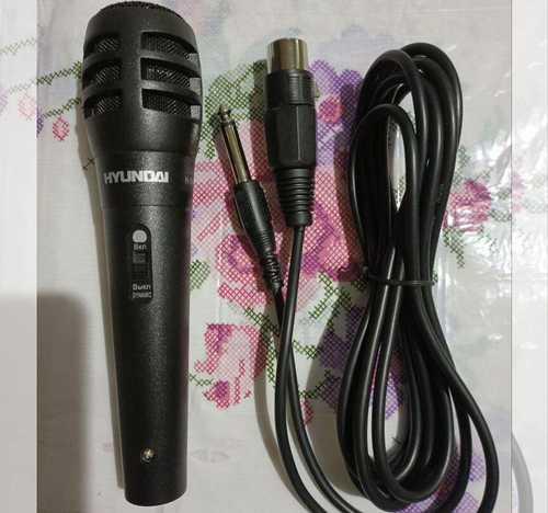 Динамический микрофон Hyundai H-DM 100