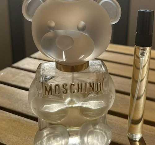 Moschino toy 2