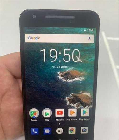 Телефон LG Nexus 5x 2/32Gb