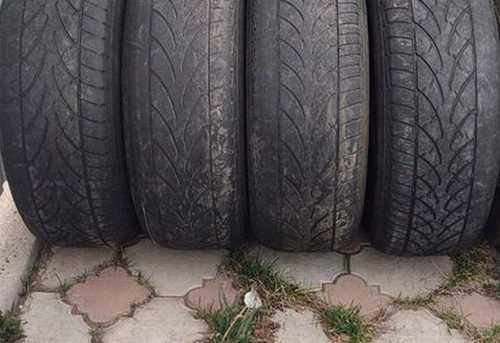 Bridgestone WT17 265/70 R16