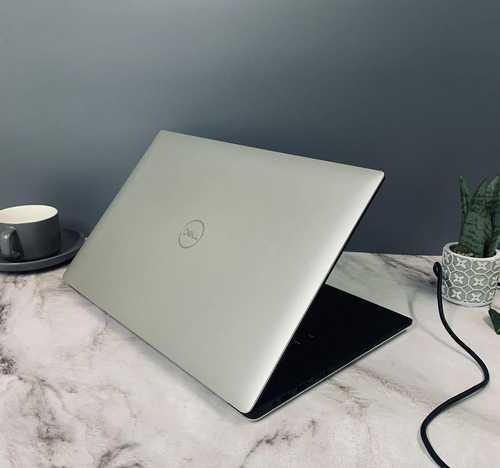 Ноутбук dell xps 15-9570