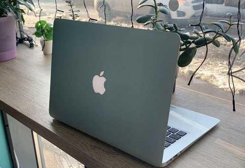 MacBook Air (i5, ssd )