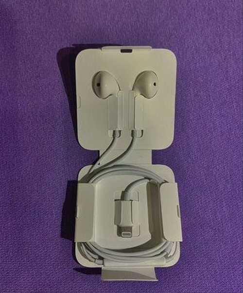 Наушники apple