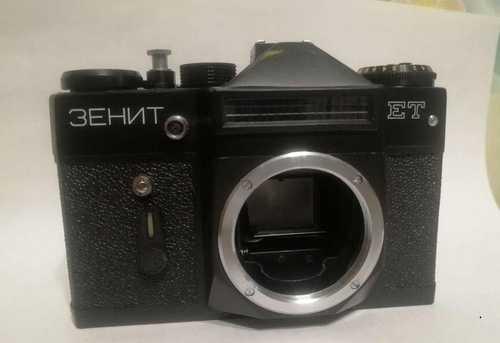 Фотоаппарат Zenit с чехлом + Зенит 3м