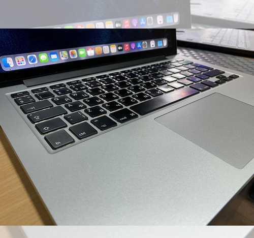 Apple macbook pro 13 retina late 2013