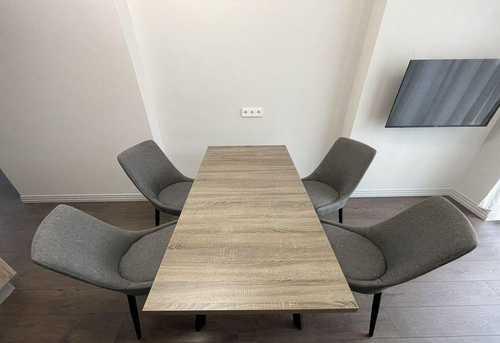 Обеденный стол с 4 стульями