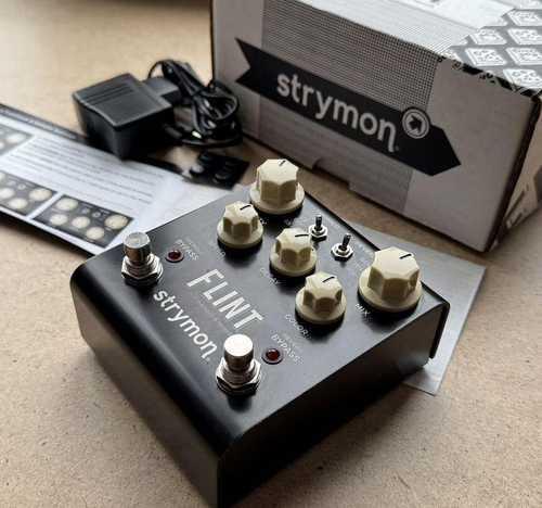 Гитарная педаль Strymon Flint Reverb (Ревер)   Tre